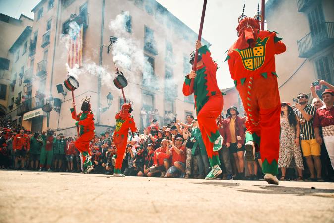 La Patum of Berga: tradition, dances and fire in the square - Naturaki